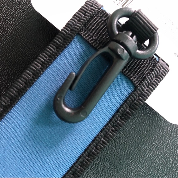 Case Logic | Office | Usb Flashdrive Holder Keychain Nwt | Poshmark